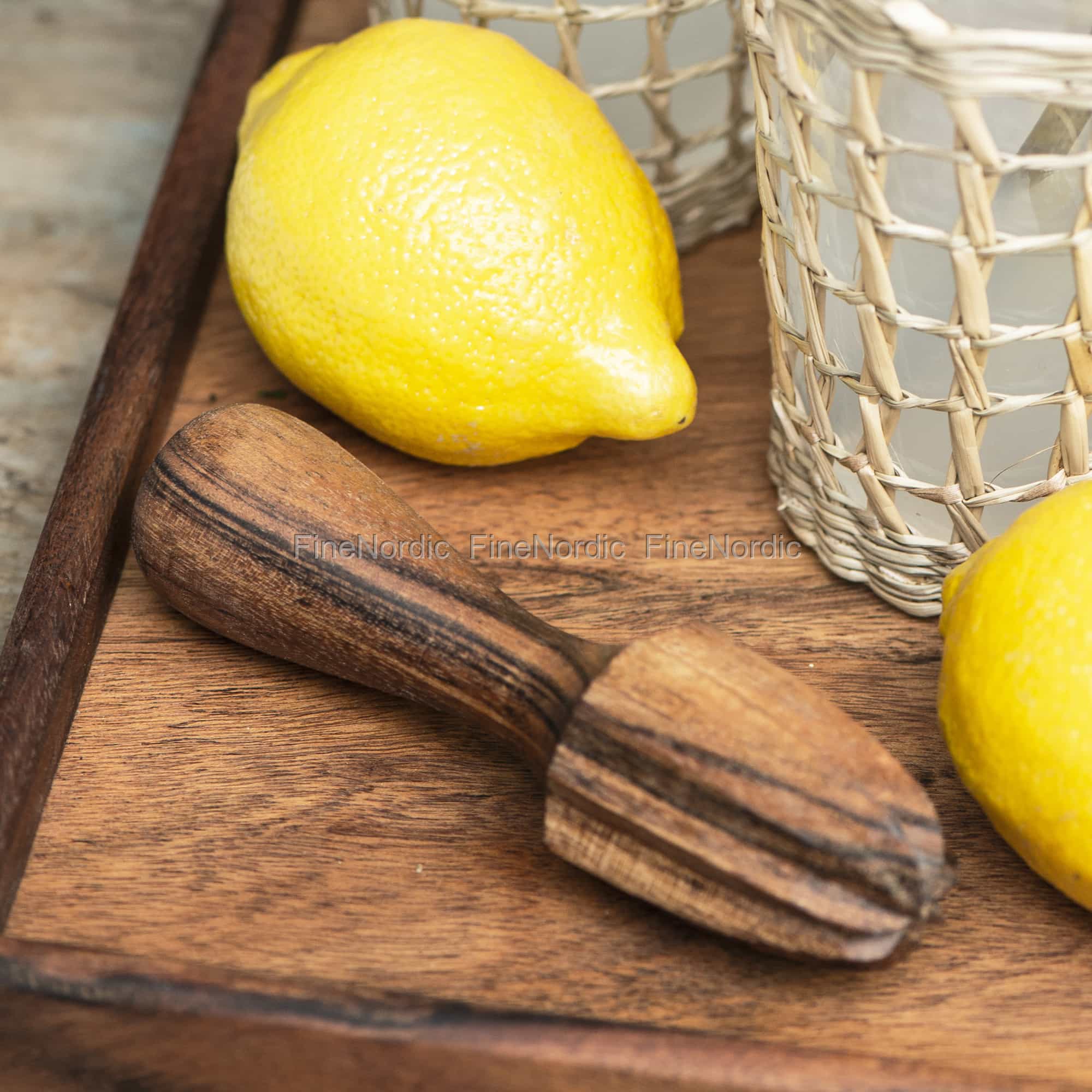 Ib Laursen Lemon Squeezer Oiled Acacia Wood