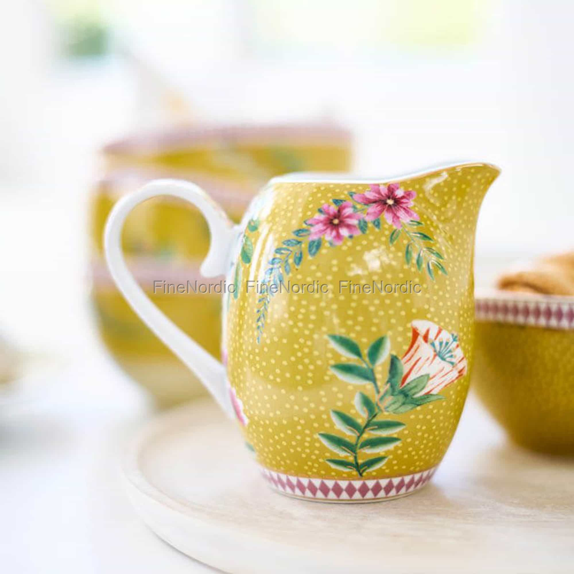 Pip Studio Jug Small La Majorelle Yellow 250 ml