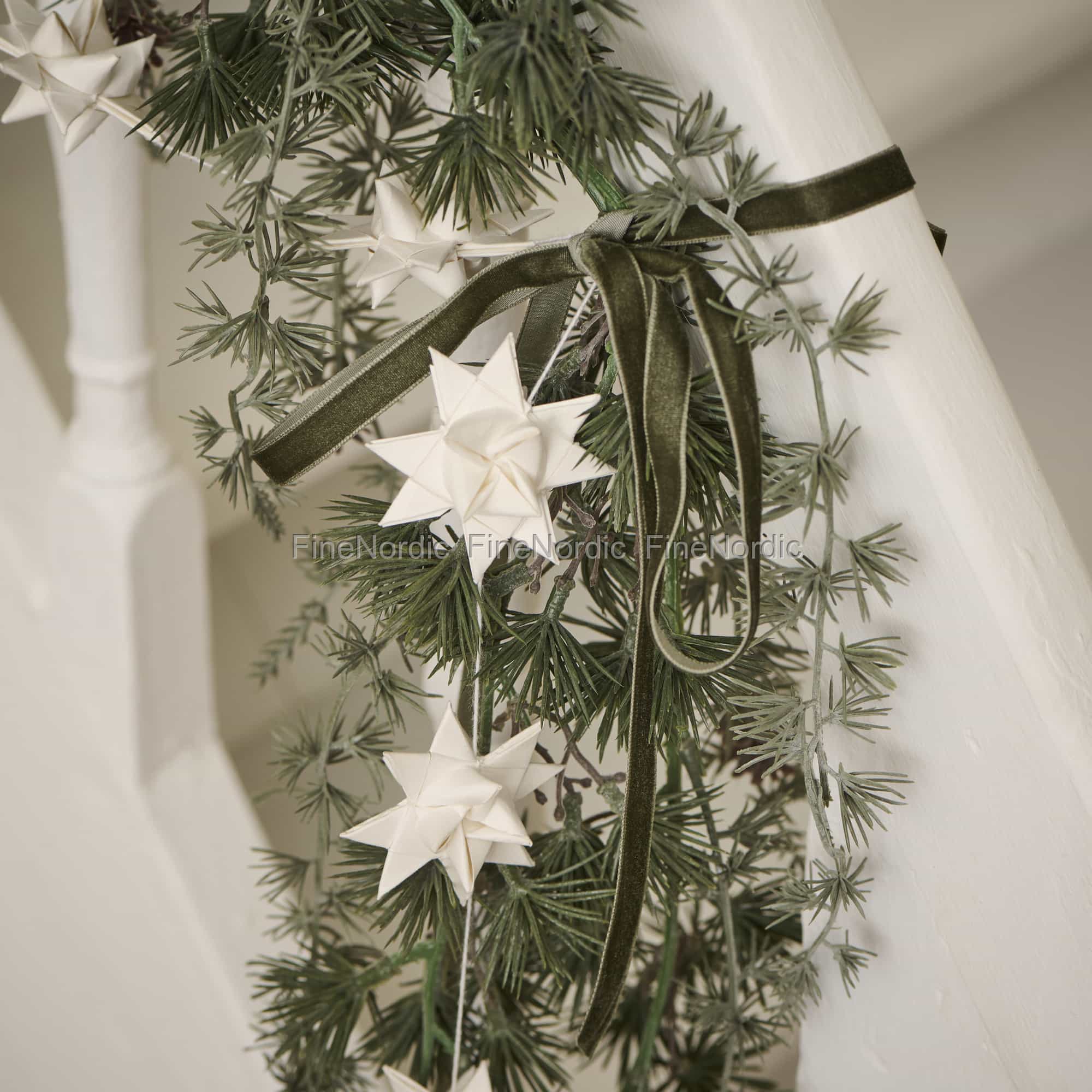 Ib Laursen String with 12 Stars Braided White Stella