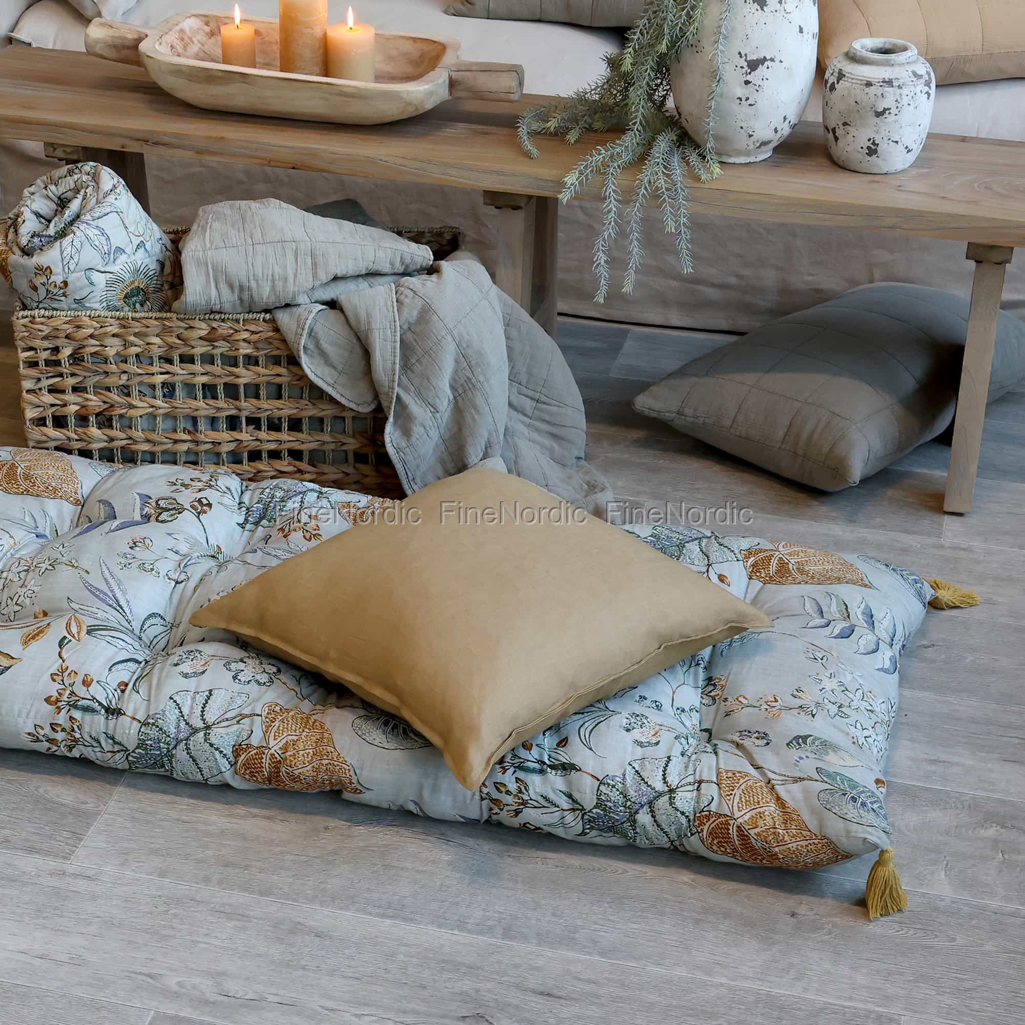 Chic Antique Aix Mattress with Flower Pattern Opal 70 x 180 cm