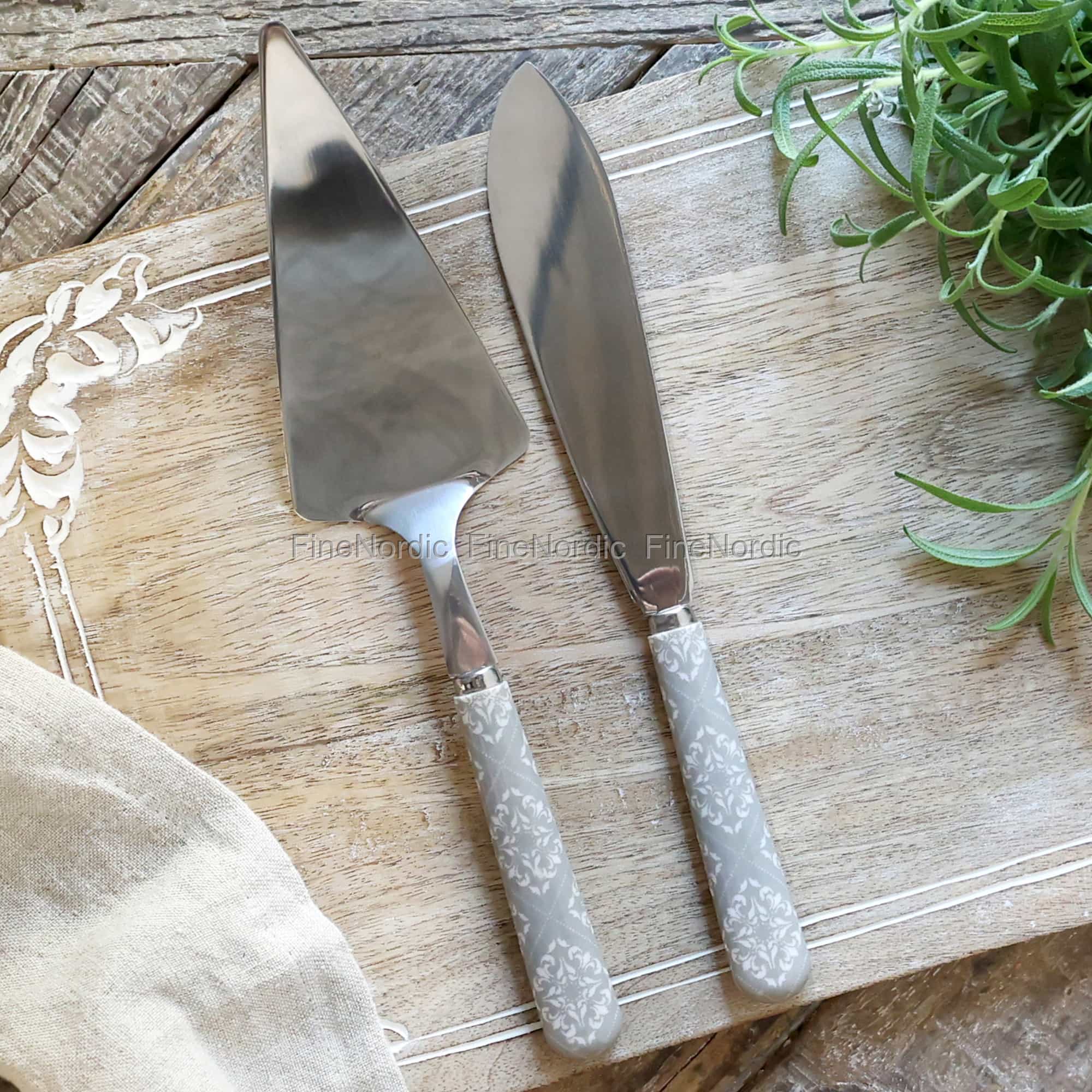 Chic Antique Linas Cake Server & Cake Knife with Pattern French Grey ...