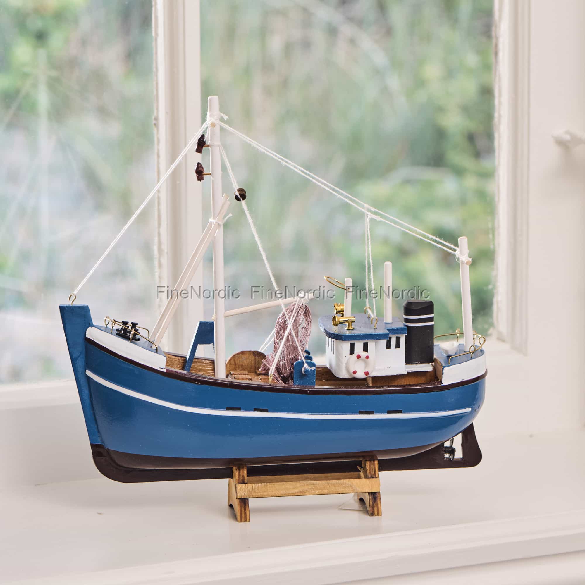 Ib Laursen Fishing Cutter Blue Hull - Chimney