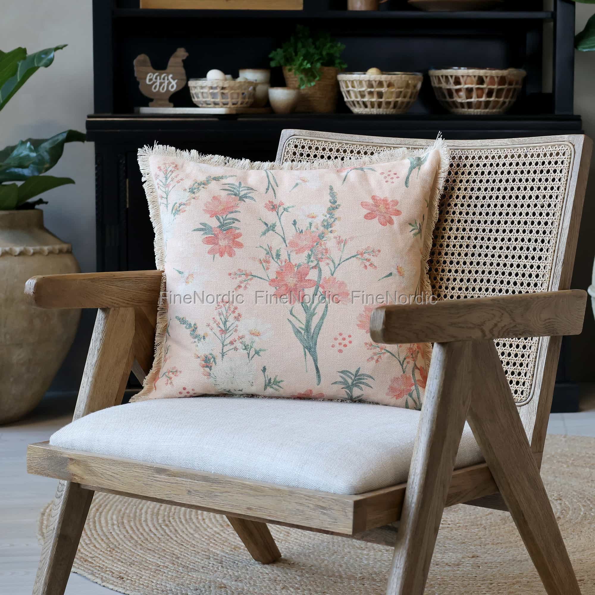 Chic Antique Aix Pillowcase with Fringes & Flower Pattern Rose 50 x 50 cm