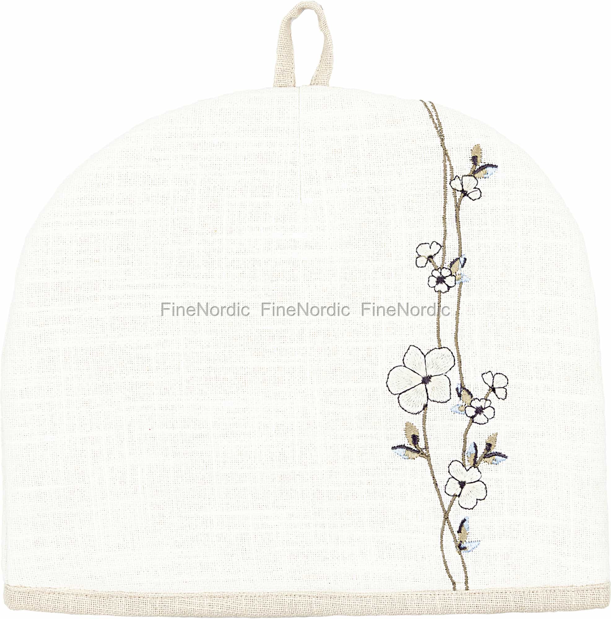 Aubrey White Tea Cosy with Embroidery | GreenGate Decor